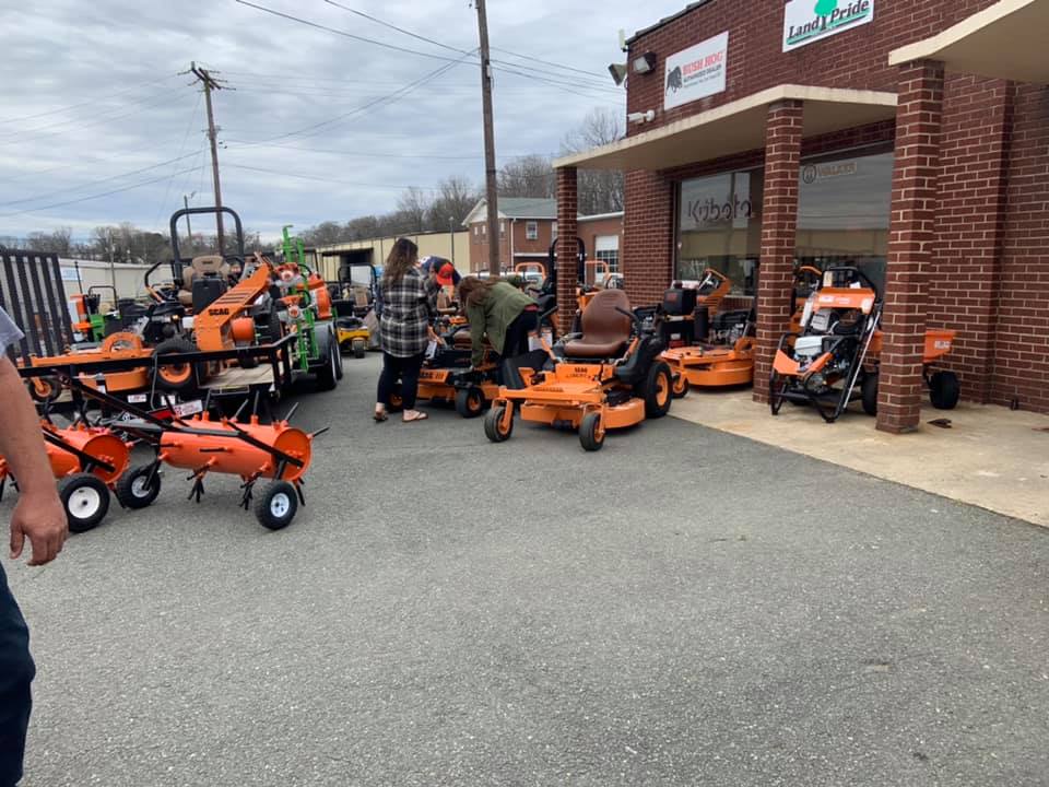 Riddle Tractor - Joy of Mowing 336-767-2001